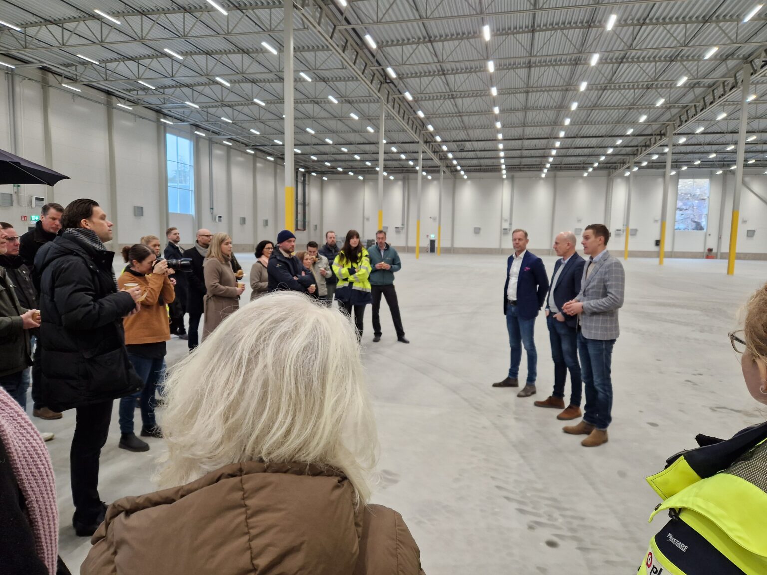 Inflyttningsfest för Schenker Logistics på Sörred – Dagens Logistik